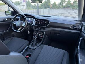 Black Volkswagen T-Cross 2023 in Joniskis, with an engine capacity of 1.00 L and mileage of 121 thousand km for 16750 €, photo 13 on AUTOMOTO.COM.LV