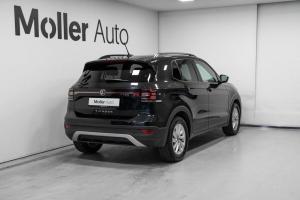 Черный Фольксваген T-Cross 2023 в Вильнюс, объемом двигателя 1.00 л и пробегом 66 тыс. км за 17500 €, фото 4 на AUTOMOTO.COM.LV