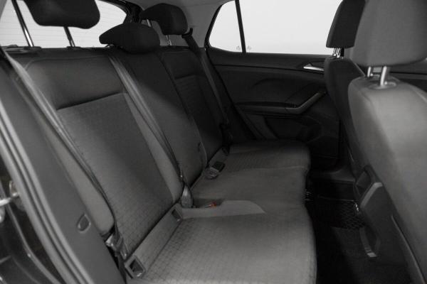 Черный Фольксваген T-Cross 2023 в Вильнюс, объемом двигателя 1.00 л и пробегом 66 тыс. км за 17500 €, фото 8 на AUTOMOTO.COM.LV