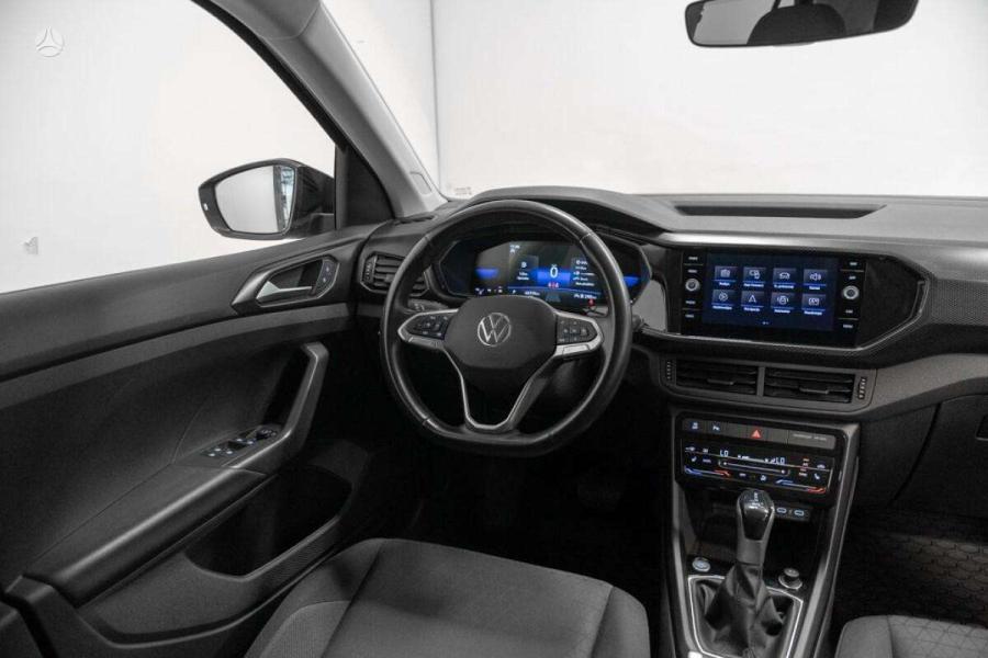 Черный Фольксваген T-Cross 2023 в Вильнюс, объемом двигателя 1.00 л и пробегом 66 тыс. км за 17500 €, фото 11 на AUTOMOTO.COM.LV