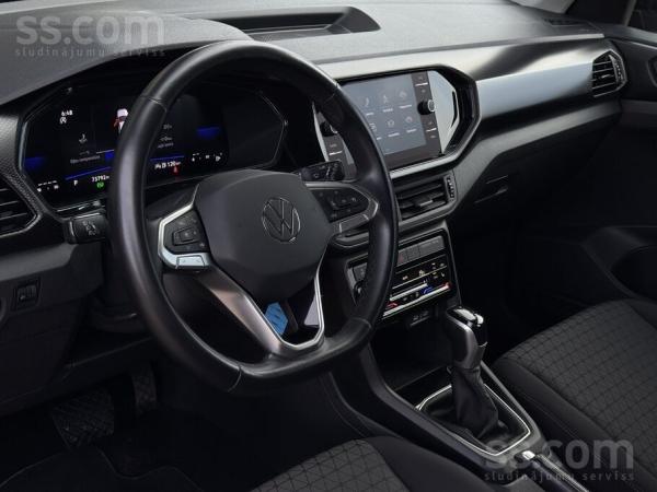 Melns Volkswagen T-Cross 2023 Valmiera, ar dzinēja tilpumu 1.00 L un nobraukumu 74 tūkst. km par 16900 €, foto 8 vietnē AUTOMOTO.COM.LV