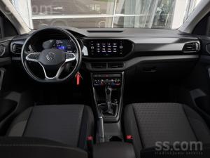 Черный Фольксваген T-Cross 2023 в Валмиера, объемом двигателя 1.00 л и пробегом 74 тыс. км за 16900 €, фото 19 на AUTOMOTO.COM.LV