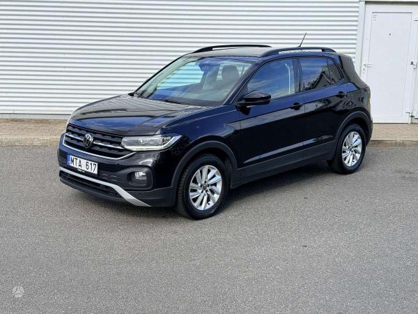 Melns Volkswagen T-Cross 2023 Viļņa, ar dzinēja tilpumu 1.00 L un nobraukumu 73 tūkst. km par 17950 €, foto 1 vietnē AUTOMOTO.COM.LV
