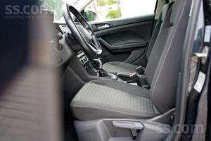 Melns Volkswagen T-Cross 2023 Rīga, ar dzinēja tilpumu 1.00 L un nobraukumu 101 tūkst. km par 14950 €, foto 14 vietnē AUTOMOTO.COM.LV