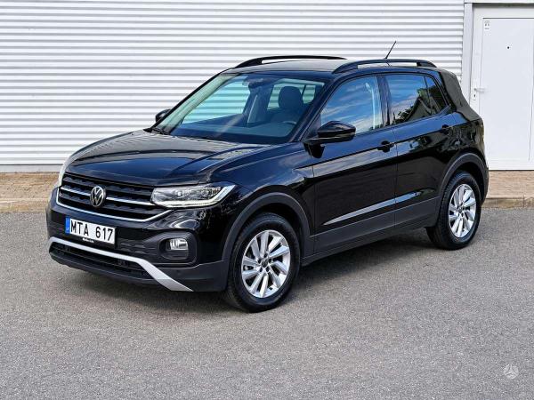 Черный Фольксваген T-Cross 2023 в Вильнюс, объемом двигателя 1.00 л и пробегом 73 тыс. км за 17900 €, фото 1 на AUTOMOTO.COM.LV