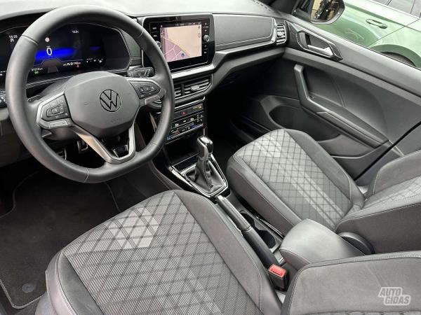 Melns Volkswagen T-Cross 2024 Kauņa, ar dzinēja tilpumu 1.50 L un nobraukumu 31 tūkst. km par 28012 €, foto 7 vietnē AUTOMOTO.COM.LV