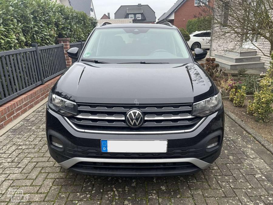Black Volkswagen T-Cross 2024 in Kaunas, with an engine capacity of 1.00 L and mileage of 28 thousand km for 22297 €, photo 3 on AUTOMOTO.COM.LV