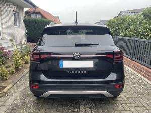 Black Volkswagen T-Cross 2024 in Kaunas, with an engine capacity of 1.00 L and mileage of 28 thousand km for 22297 €, photo 4 on AUTOMOTO.COM.LV