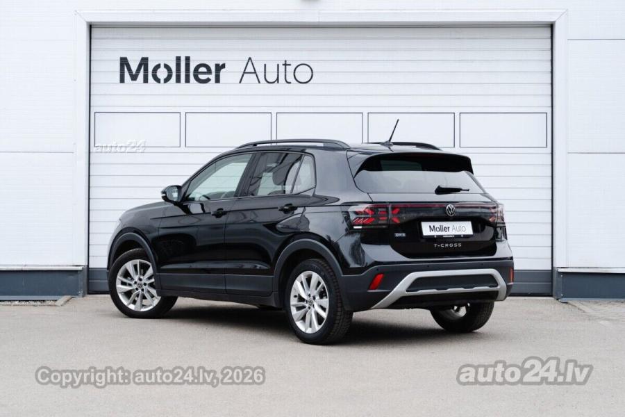 Melns Volkswagen T-Cross 2024 Rīga, ar dzinēja tilpumu 1.00 L un nobraukumu 30 tūkst. km par 23468 €, foto 4 vietnē AUTOMOTO.COM.LV