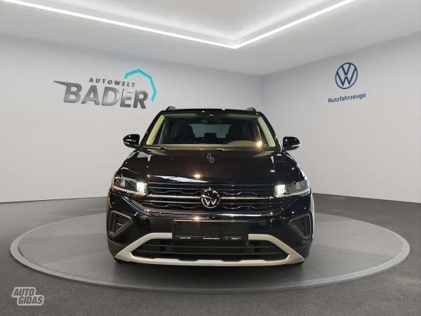 Melns Volkswagen T-Cross 2025 Kauņa, ar dzinēja tilpumu 1.00 L un nobraukumu 11 tūkst. km par 31598 €, foto 2 vietnē AUTOMOTO.COM.LV
