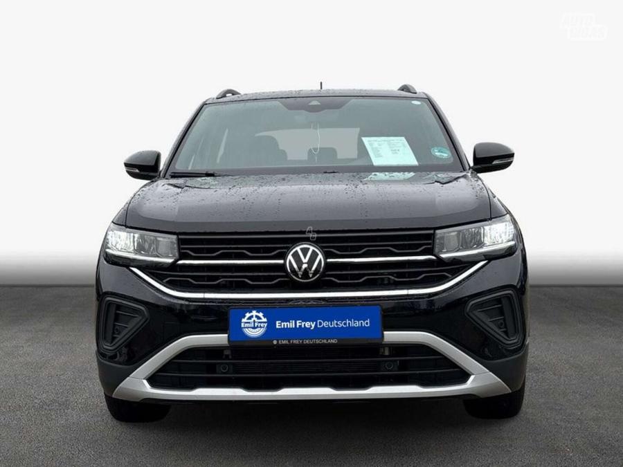 Black Volkswagen T-Cross 2025 in Kaunas, with an engine capacity of 1.00 L and mileage of 13 thousand km for 28285 €, photo 3 on AUTOMOTO.COM.LV