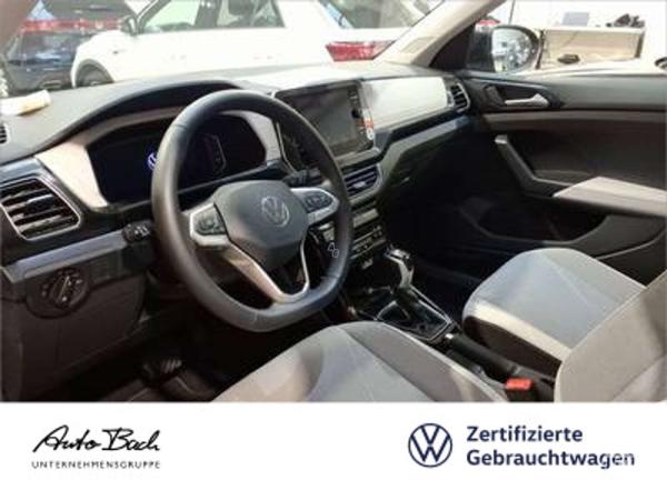 Black Volkswagen T-Cross 2025 in Kaunas, with an engine capacity of 1.00 L and mileage of 27 thousand km for 27920 €, photo 3 on AUTOMOTO.COM.LV