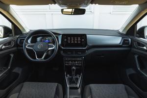 Melns Volkswagen T-Cross 2025 Ventspils, ar dzinēja tilpumu 1.00 L un nobraukumu 34 tūkst. km par 27700 €, foto 15 vietnē AUTOMOTO.COM.LV
