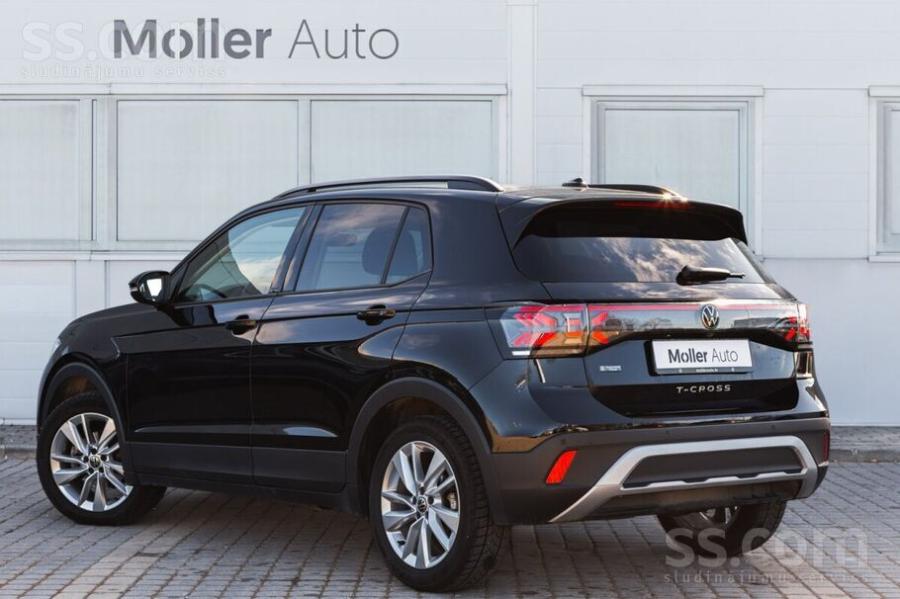 Melns Volkswagen T-Cross 2025 Ventspils, ar dzinēja tilpumu 1.00 L un nobraukumu 34 tūkst. km par 22500 €, foto 4 vietnē AUTOMOTO.COM.LV