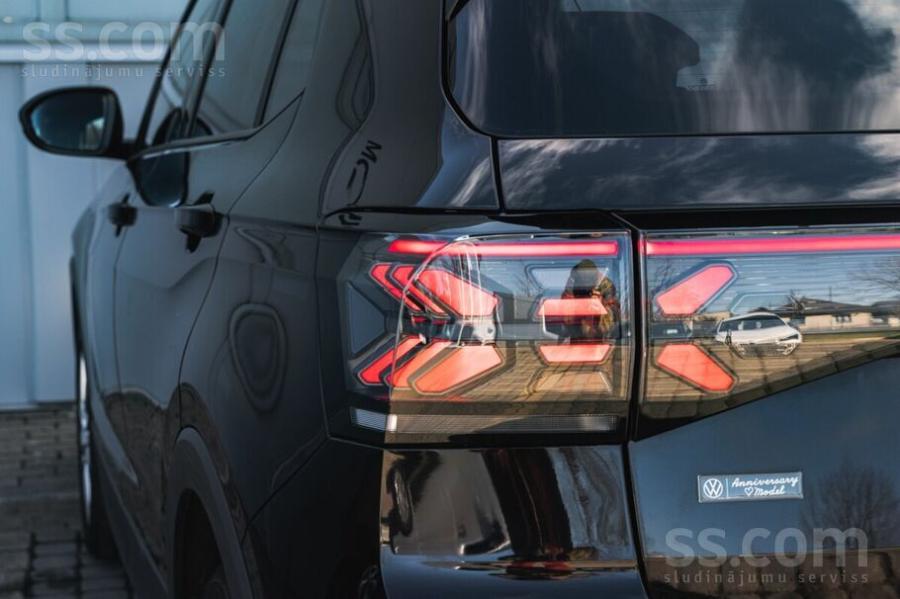 Melns Volkswagen T-Cross 2025 Ventspils, ar dzinēja tilpumu 1.00 L un nobraukumu 34 tūkst. km par 22500 €, foto 13 vietnē AUTOMOTO.COM.LV