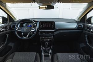 Melns Volkswagen T-Cross 2025 Ventspils, ar dzinēja tilpumu 1.00 L un nobraukumu 34 tūkst. km par 22500 €, foto 15 vietnē AUTOMOTO.COM.LV