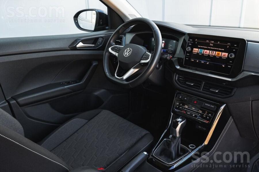 Melns Volkswagen T-Cross 2025 Ventspils, ar dzinēja tilpumu 1.00 L un nobraukumu 34 tūkst. km par 22500 €, foto 16 vietnē AUTOMOTO.COM.LV