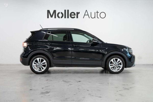 Black Volkswagen T-Cross 2025 in Vilnius, with an engine capacity of 1.00 L and mileage of 26 thousand km for 22400 €, photo 4 on AUTOMOTO.COM.LV