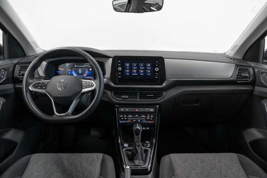 Черный Фольксваген T-Cross 2025 в Вильнюс, объемом двигателя 1.00 л и пробегом 26 тыс. км за 22400 €, фото 9 на AUTOMOTO.COM.LV