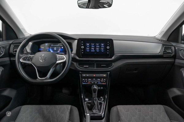 Black Volkswagen T-Cross 2025 in Vilnius, with an engine capacity of 1.00 L and mileage of 26 thousand km for 22400 €, photo 8 on AUTOMOTO.COM.LV