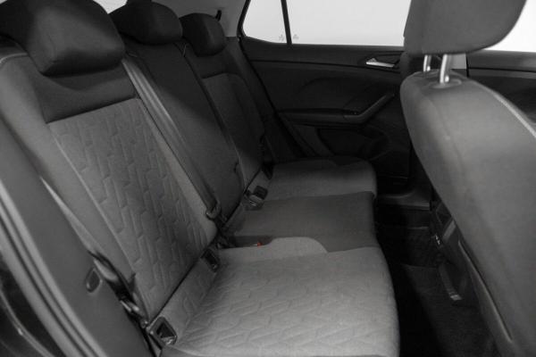 Melns Volkswagen T-Cross 2025 Viļņa, ar dzinēja tilpumu 1.00 L un nobraukumu 27 tūkst. km par 21950 €, foto 8 vietnē AUTOMOTO.COM.LV