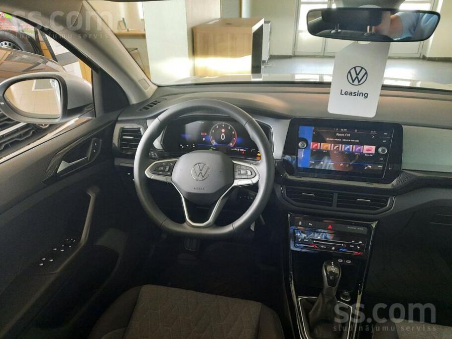 Черный Фольксваген T-Cross 2026 в Даугавпилс, объемом двигателя 1.00 л и пробегом 0 тыс. км за 25256 €, фото 11 на AUTOMOTO.COM.LV