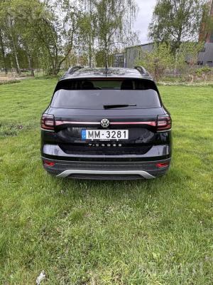 Melns Volkswagen T-Cross 2020 Rīga, ar dzinēja tilpumu 1.00 L un nobraukumu 245 tūkst. km par 12500 €, foto  vietnē AUTOMOTO.COM.LV