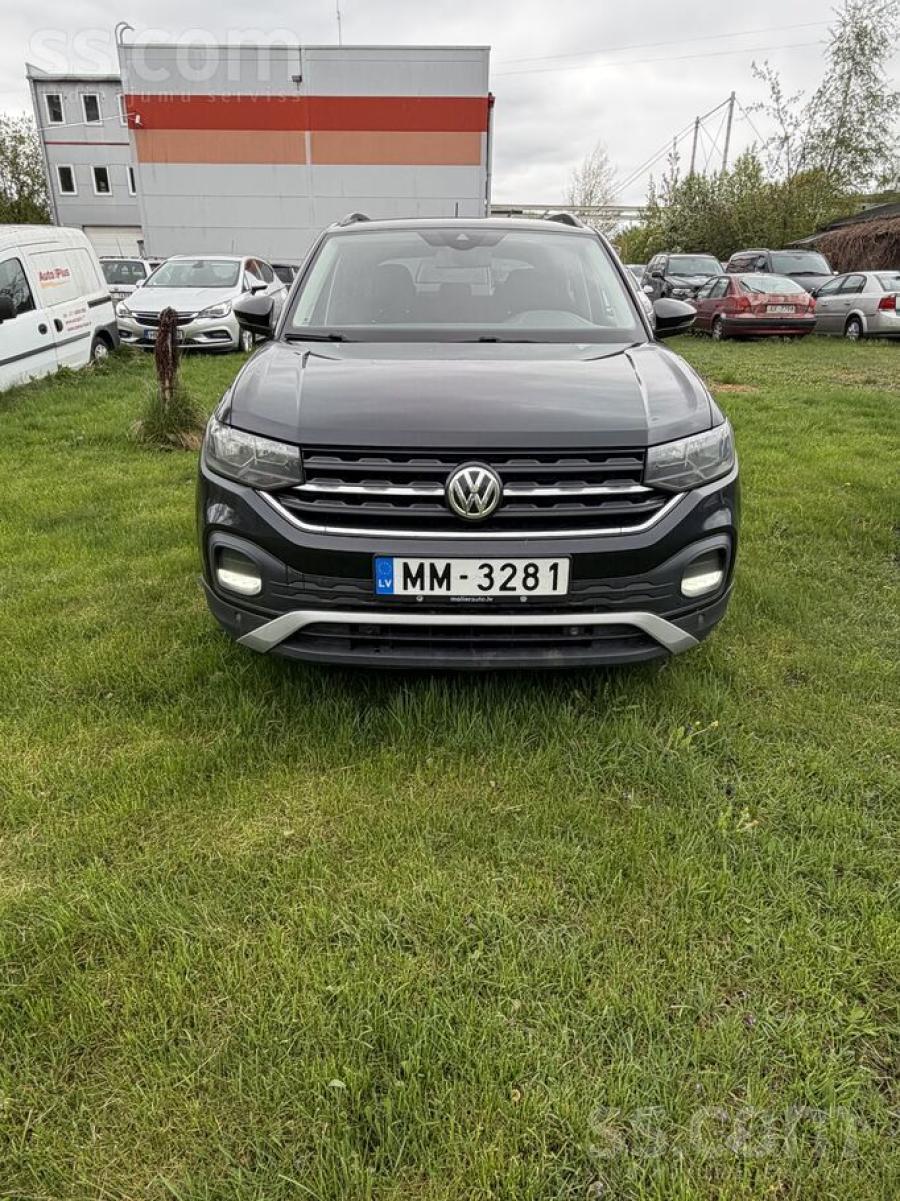 Melns Volkswagen T-Cross 2020 Rīga, ar dzinēja tilpumu 1.00 L un nobraukumu 245 tūkst. km par 12500 €, foto 3 vietnē AUTOMOTO.COM.LV