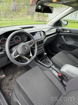 Melns Volkswagen T-Cross 2020 Rīga, ar dzinēja tilpumu 1.00 L un nobraukumu 245 tūkst. km par 12500 €, foto 6 vietnē AUTOMOTO.COM.LV