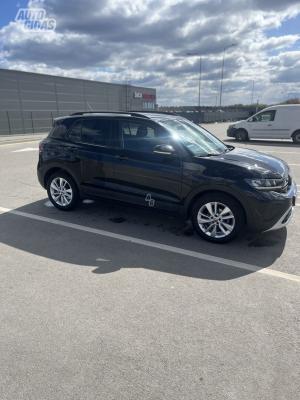Black Volkswagen T-Cross 2025 in Kaunas, with an engine capacity of 1.00 L and mileage of 13 thousand km for 20800 €, photo 4 on AUTOMOTO.COM.LV