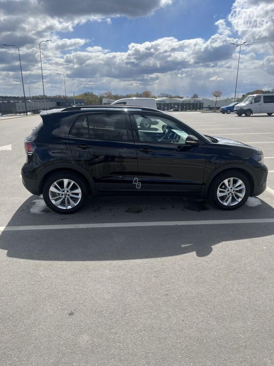 Black Volkswagen T-Cross 2025 in Kaunas, with an engine capacity of 1.00 L and mileage of 13 thousand km for 20800 €, photo 9 on AUTOMOTO.COM.LV