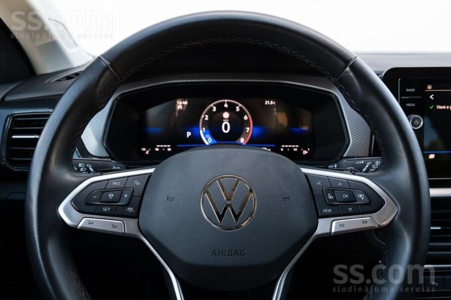 Black Volkswagen T-Cross 2025 in Riga, with an engine capacity of 1.00 L and mileage of 30 thousand km for 22900 €, photo 13 on AUTOMOTO.COM.LV