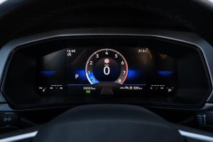 Черный Фольксваген T-Cross 2025 в Рига, объемом двигателя 1.00 л и пробегом 30 тыс. км за 22900 €, фото 14 на AUTOMOTO.COM.LV