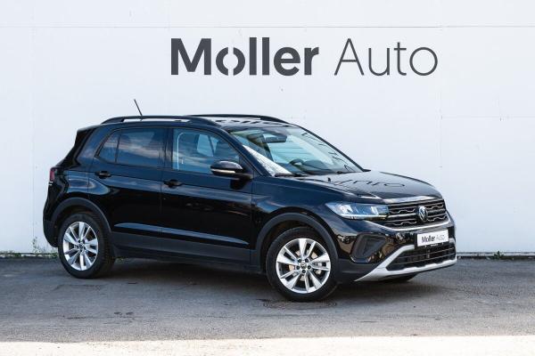 Черный Фольксваген T-Cross 2025 в Рига, объемом двигателя 1.00 л и пробегом 30 тыс. км за 22900 €, фото 2 на AUTOMOTO.COM.LV