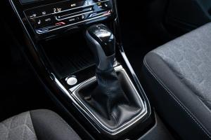 Melns Volkswagen T-Cross 2025 Rīga, ar dzinēja tilpumu 1.00 L un nobraukumu 30 tūkst. km par 22900 €, foto 21 vietnē AUTOMOTO.COM.LV