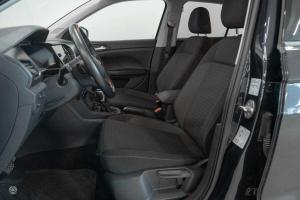 Black Volkswagen T-Cross 2022 in Vilnius, with an engine capacity of 1.00 L and mileage of 49 thousand km for 18250 €, photo 8 on AUTOMOTO.COM.LV