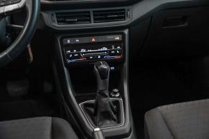 Black Volkswagen T-Cross 2022 in Vilnius, with an engine capacity of 1.00 L and mileage of 49 thousand km for 18250 €, photo 15 on AUTOMOTO.COM.LV
