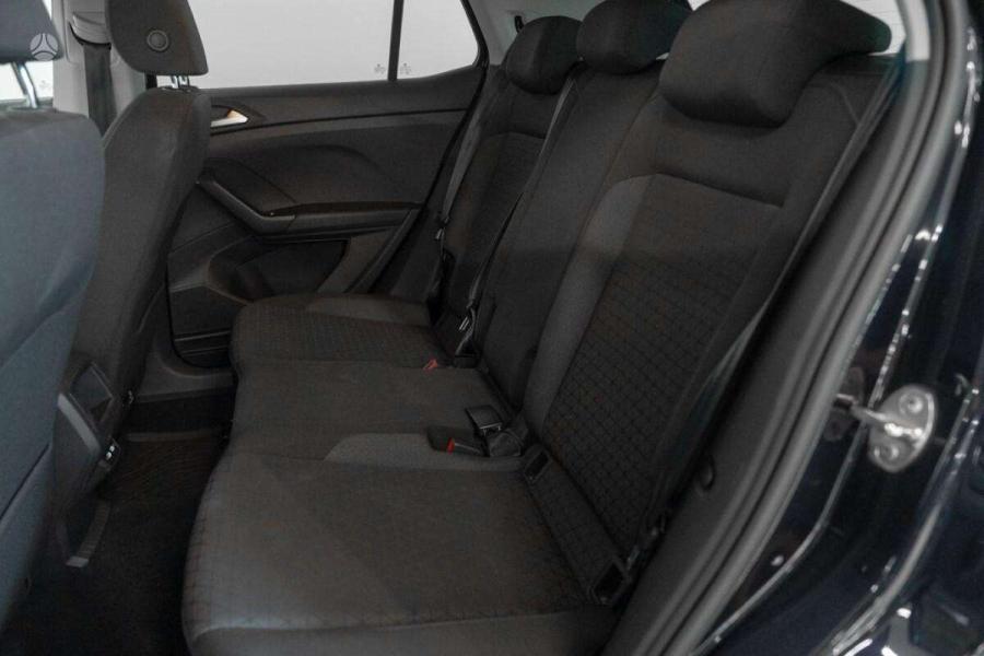 Black Volkswagen T-Cross 2022 in Vilnius, with an engine capacity of 1.00 L and mileage of 49 thousand km for 18250 €, photo 16 on AUTOMOTO.COM.LV