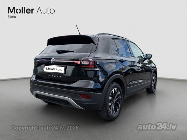 Black Volkswagen T-Cross 2019 in Parnu, with an engine capacity of 1.00 L and mileage of 86 thousand km for 15900 €, photo 2 on AUTOMOTO.COM.LV