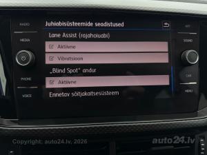 Black Volkswagen T-Cross 2019 in Parnu, with an engine capacity of 1.00 L and mileage of 86 thousand km for 15900 €, photo 13 on AUTOMOTO.COM.LV