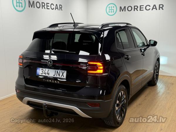 Black Volkswagen T-Cross 2022 in Tallinn, with an engine capacity of 1.50 L and mileage of 98 thousand km for 19490 €, photo 6 on AUTOMOTO.COM.LV