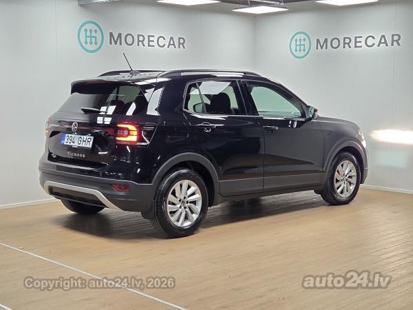 Black Volkswagen T-Cross 2022 in Tallinn, with an engine capacity of 1.00 L and mileage of 91 thousand km for 14900 €, photo 5 on AUTOMOTO.COM.LV