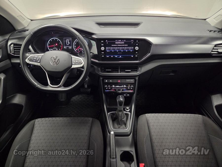 Melns Volkswagen T-Cross 2022 Tallina, ar dzinēja tilpumu 1.00 L un nobraukumu 91 tūkst. km par 14900 €, foto 8 vietnē AUTOMOTO.COM.LV