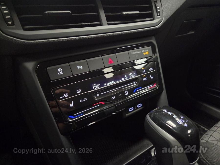 Melns Volkswagen T-Cross 2022 Tallina, ar dzinēja tilpumu 1.00 L un nobraukumu 91 tūkst. km par 14900 €, foto 12 vietnē AUTOMOTO.COM.LV