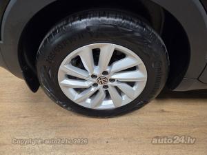 Melns Volkswagen T-Cross 2022 Tallina, ar dzinēja tilpumu 1.00 L un nobraukumu 91 tūkst. km par 14900 €, foto 21 vietnē AUTOMOTO.COM.LV