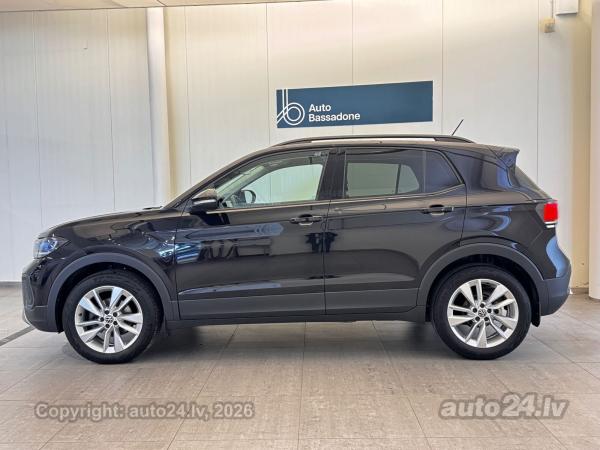 Black Volkswagen T-Cross 2025 in Tallinn, with an engine capacity of 1.50 L and mileage of 14 thousand km for 27900 €, photo 3 on AUTOMOTO.COM.LV