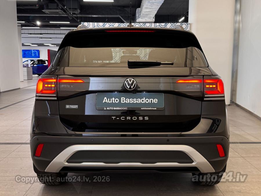 Black Volkswagen T-Cross 2025 in Tallinn, with an engine capacity of 1.50 L and mileage of 14 thousand km for 27900 €, photo 6 on AUTOMOTO.COM.LV