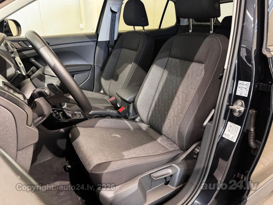 Black Volkswagen T-Cross 2025 in Tallinn, with an engine capacity of 1.50 L and mileage of 14 thousand km for 27900 €, photo 10 on AUTOMOTO.COM.LV