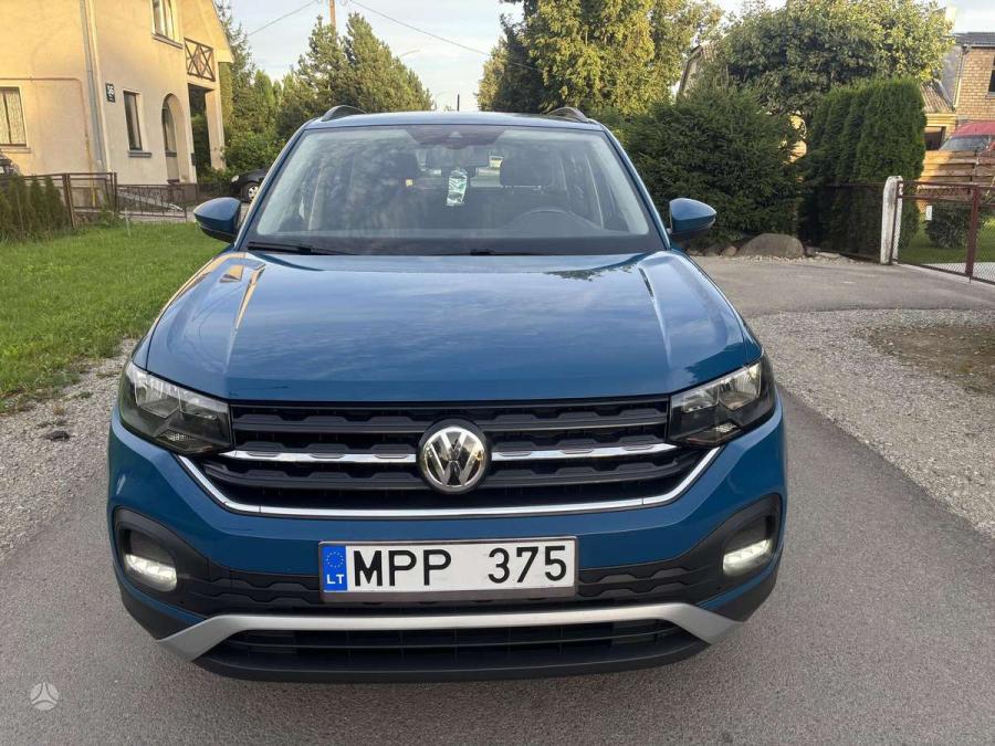 Zils Volkswagen T-Cross 2019 Šauļi, ar dzinēja tilpumu 1.00 L un nobraukumu 80 tūkst. km par 11700 €, foto 3 vietnē AUTOMOTO.COM.LV