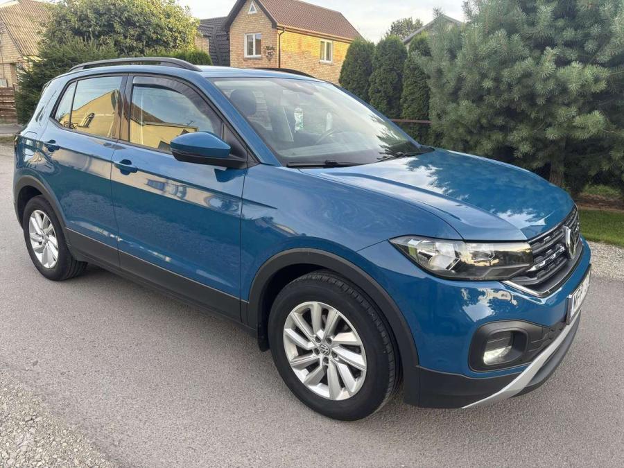 Zils Volkswagen T-Cross 2019 Šauļi, ar dzinēja tilpumu 1.00 L un nobraukumu 80 tūkst. km par 11700 €, foto 4 vietnē AUTOMOTO.COM.LV